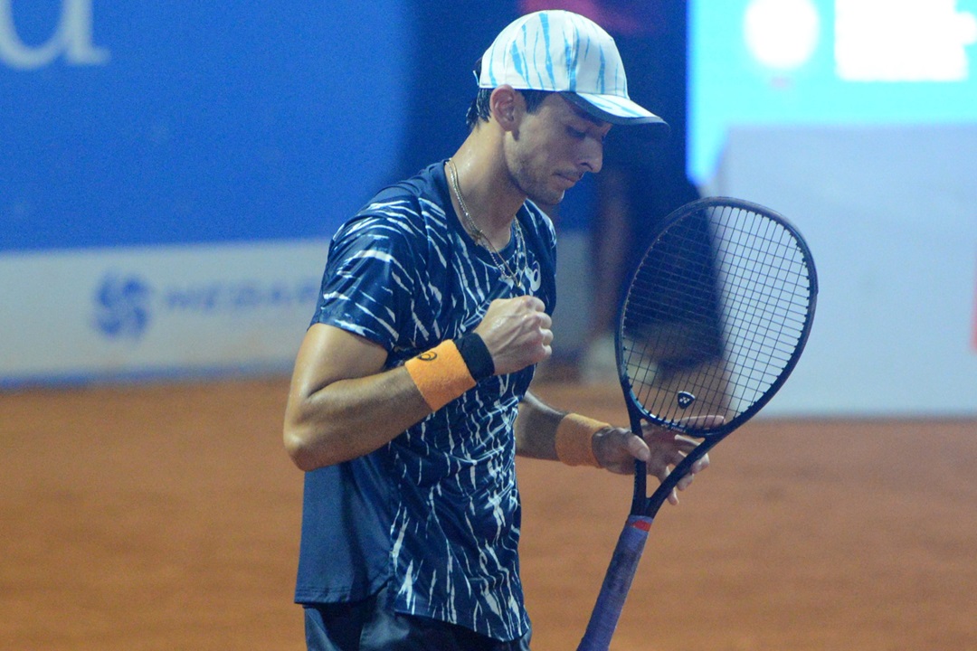 Andrés Andrade busca ante Federico Coria un lugar en semifinales del ...