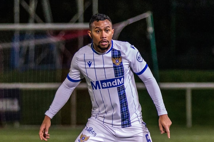 Emelec suma al seleccionado panameño Víctor Griffith